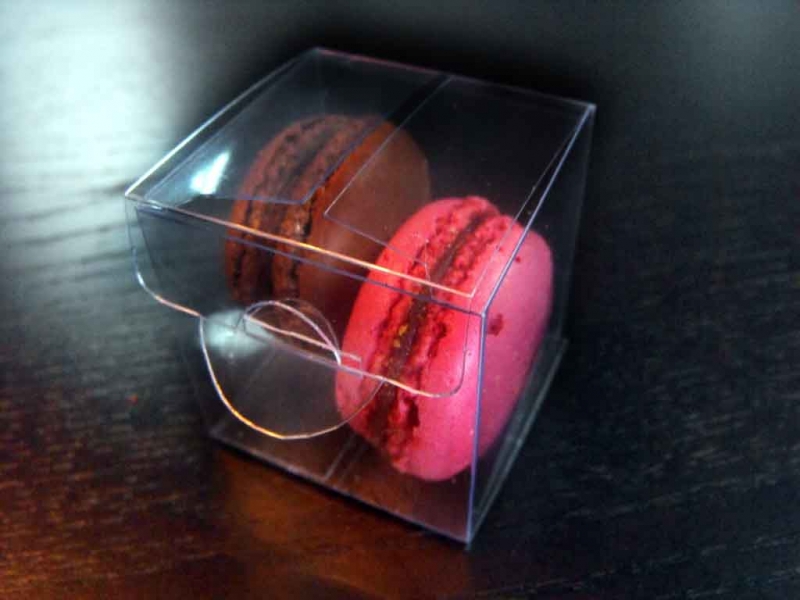 Cutiute plastic Macarons | Cutii Macarons